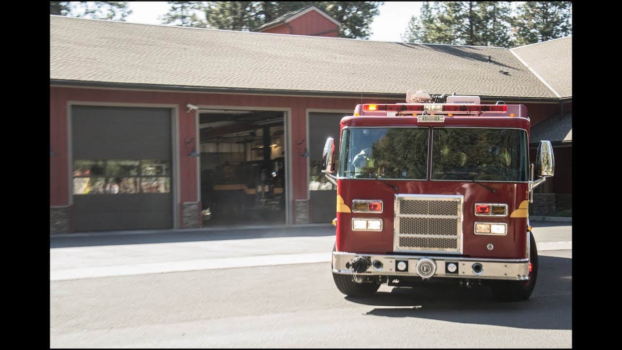 [Inside Station Tone + HiLo - siren ] Engine 721 - Sisters-Camp Sherman ...