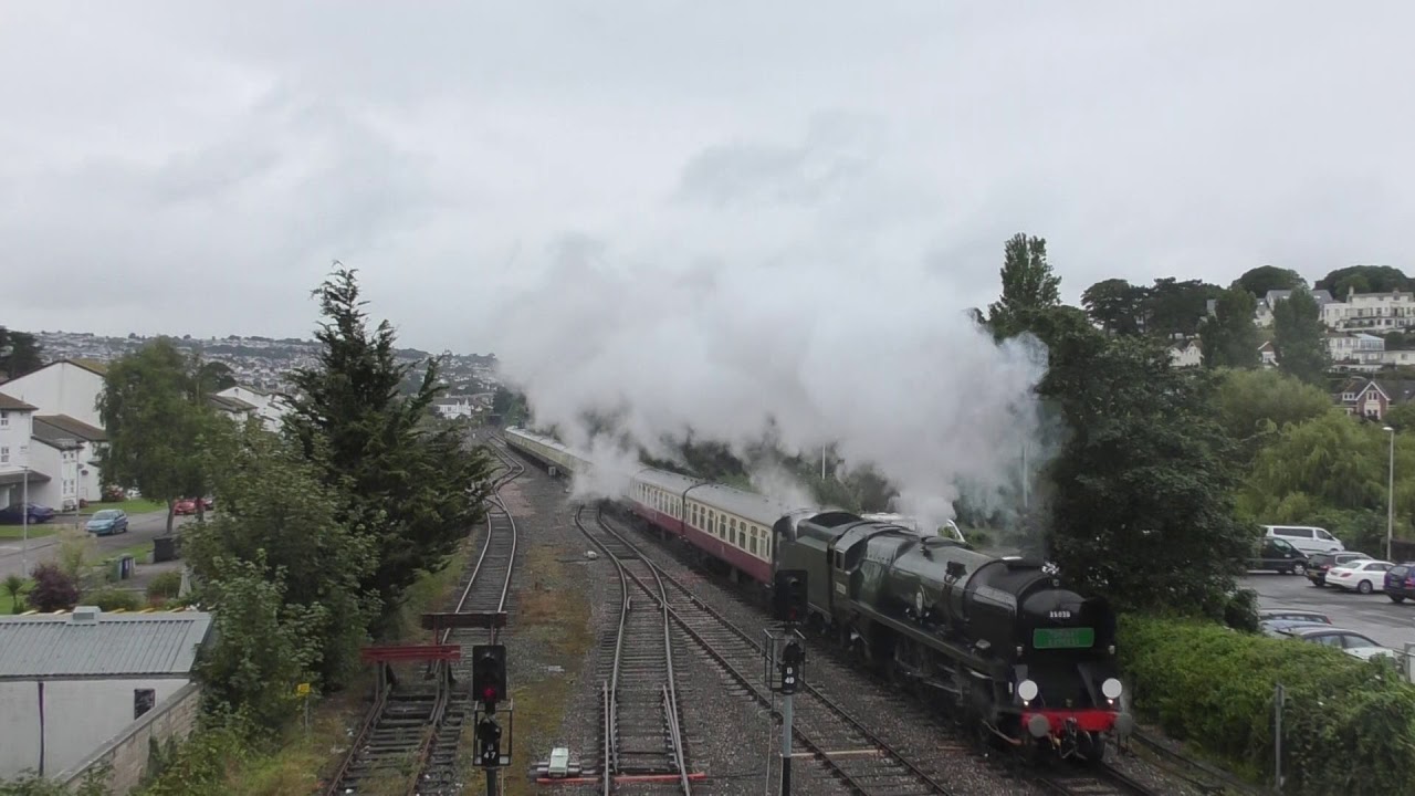 4K: 35028 "Clan Line" with The Torbay Express steams through ...