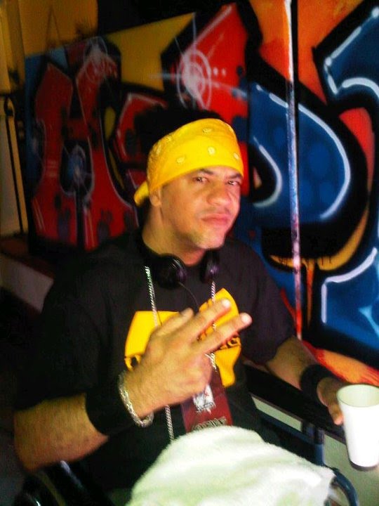 Dj Strike One (Charles Family) Su Historia - YouTube