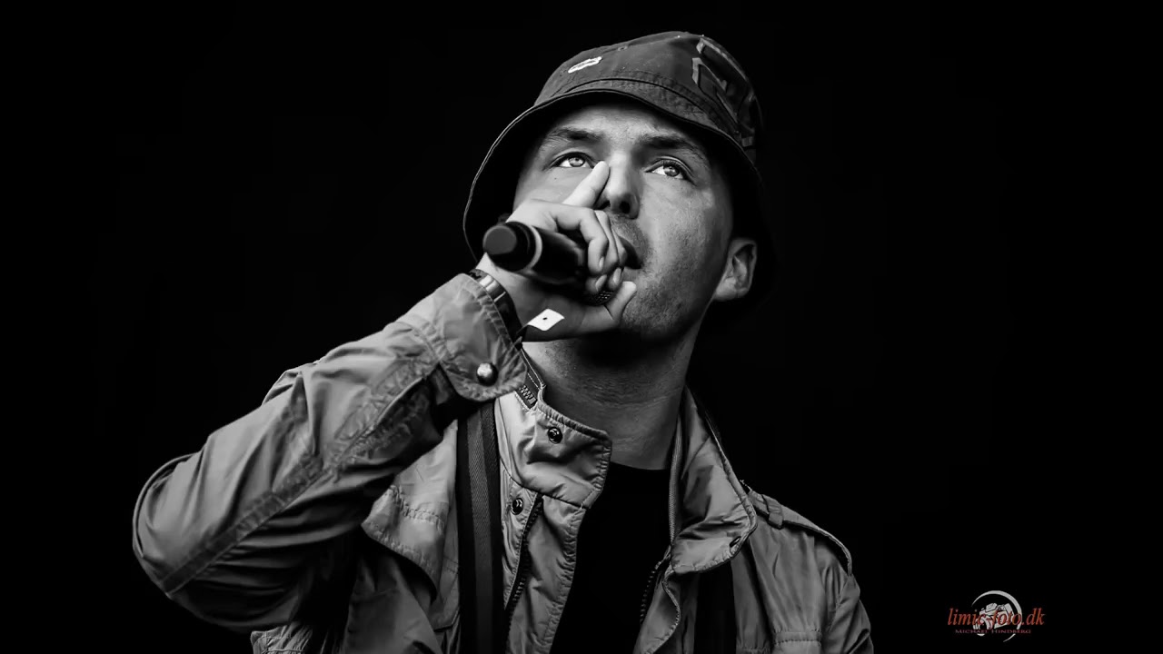 Gilli- la la lA - YouTube