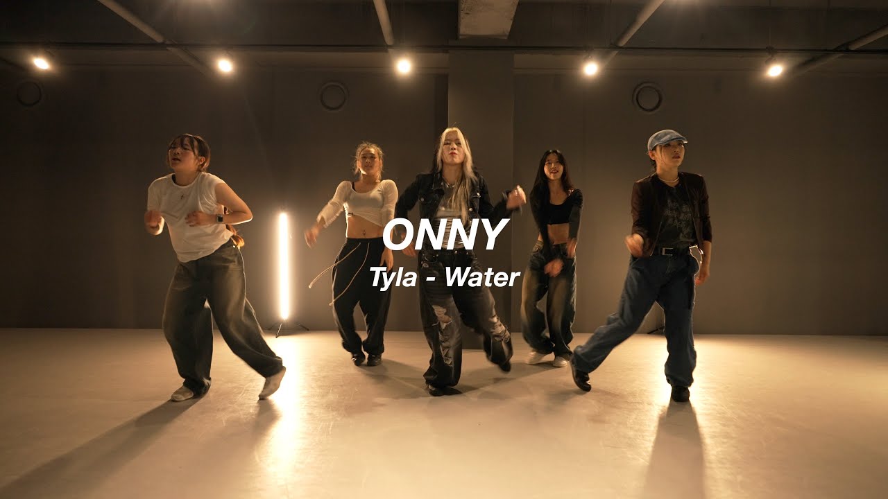 I Tyla - Water l ONNY l PLAY THE URBAN - YouTube