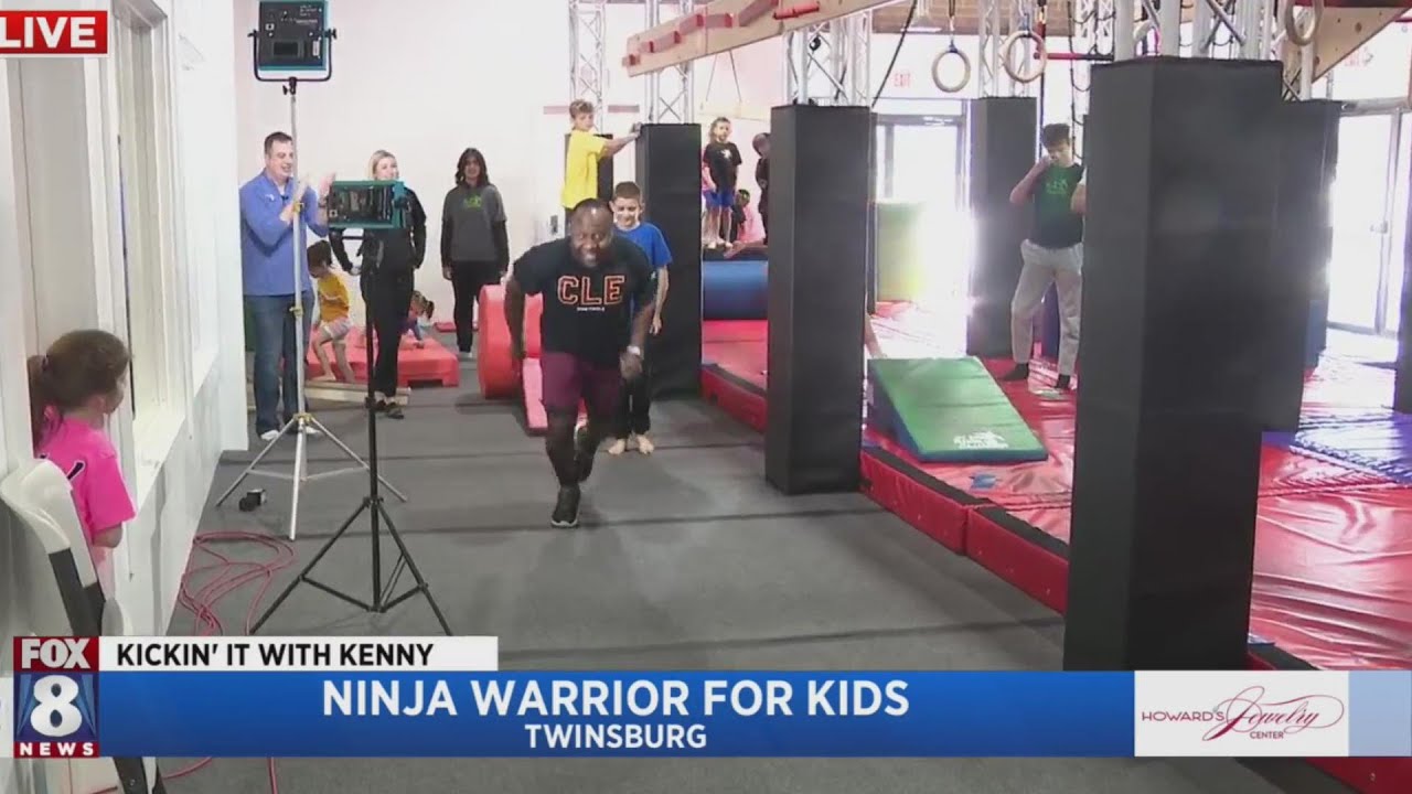 Kenny's taps into his inner ninja at USA Ninja Challenge - YouTube