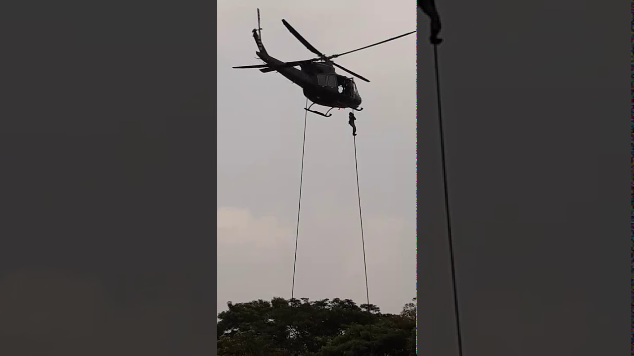 Mobil udara Ala Militer Indonesia - YouTube
