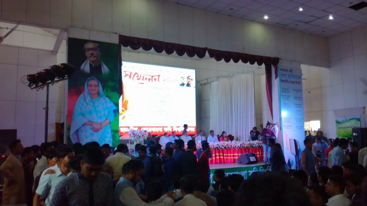 BSL theme song...: sau assembly - YouTube