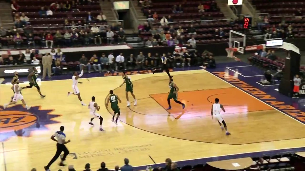 Derrick Jones Jr's Gravity Defying Alley Oop Slam - YouTube