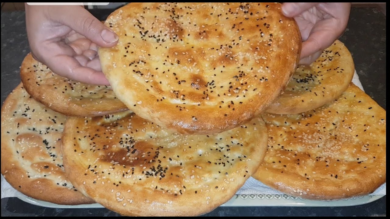 Turkish Naan recipe | Stuck in kitchen - YouTube
