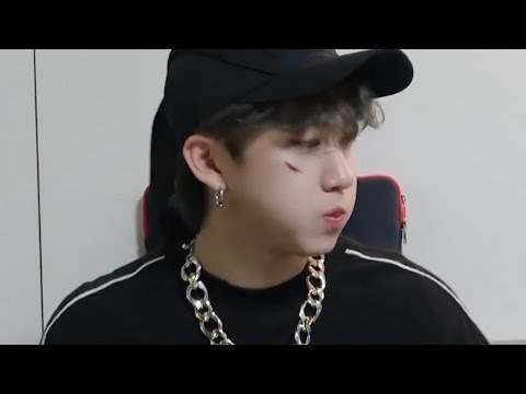 Changbin’s laugh [Mini compilation] - YouTube
