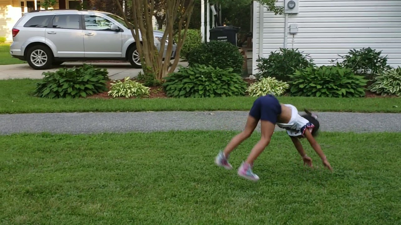 Shay - Roundoff Triple Back Handspring - YouTube