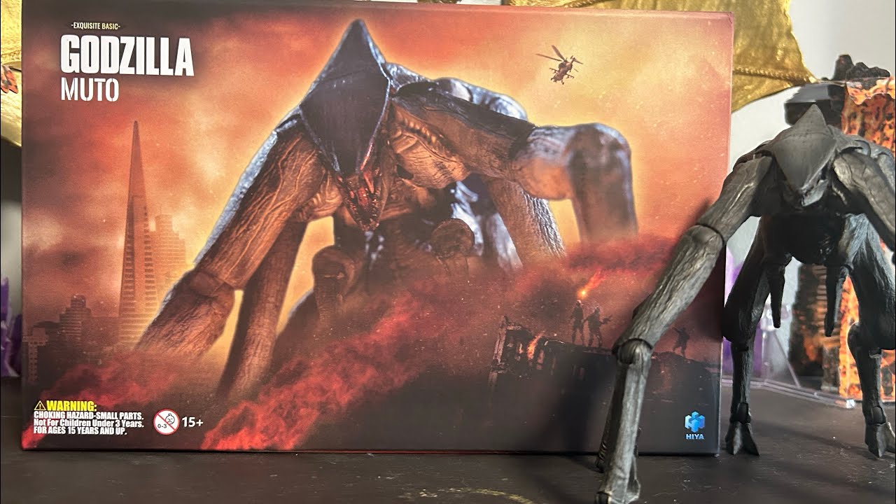 Reviewing the hiya toy’s female Muto!!!! - YouTube