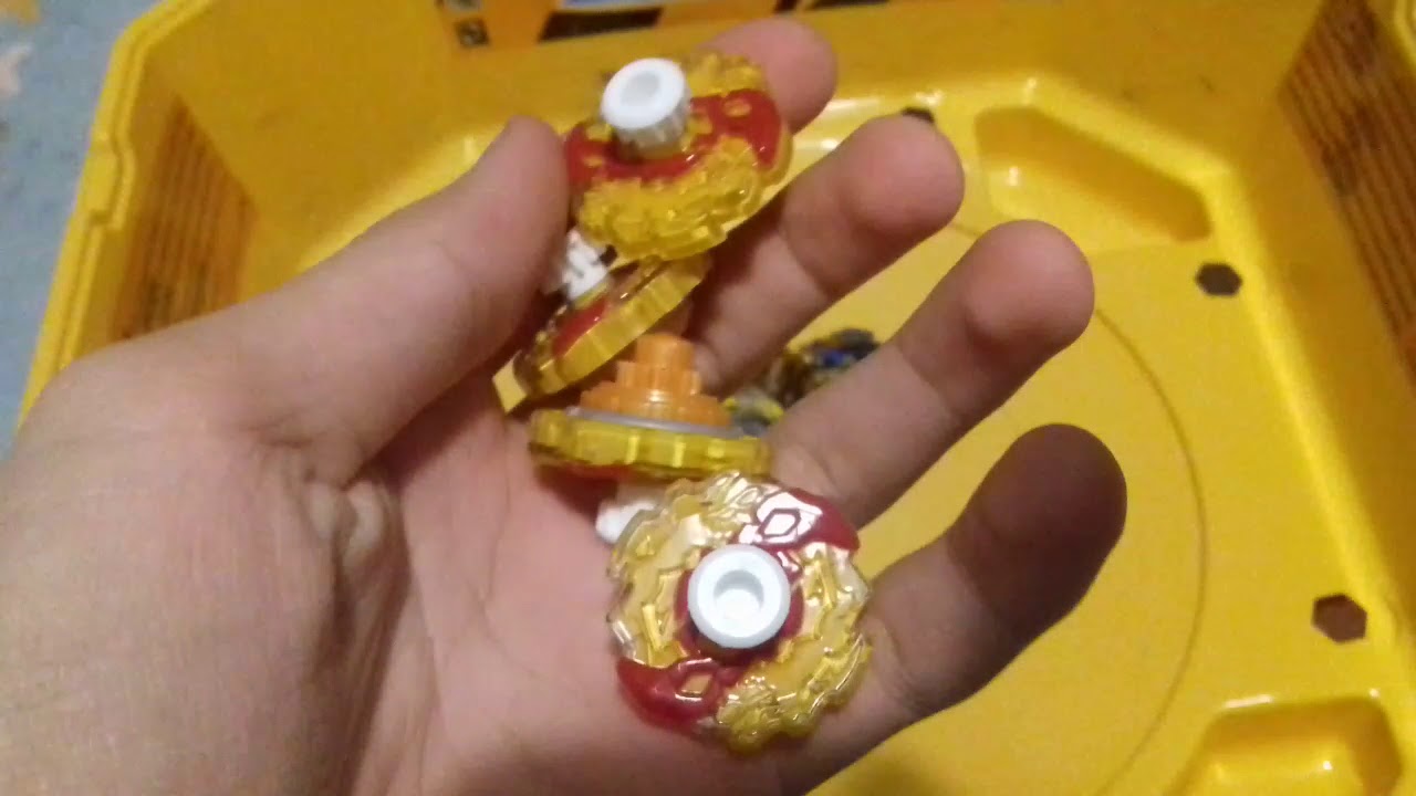 Spécial Beyblade Burst unboxing/review - YouTube