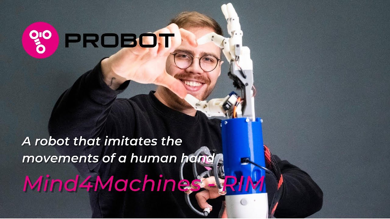 A robot that imitates the movements of a human hand - YouTube