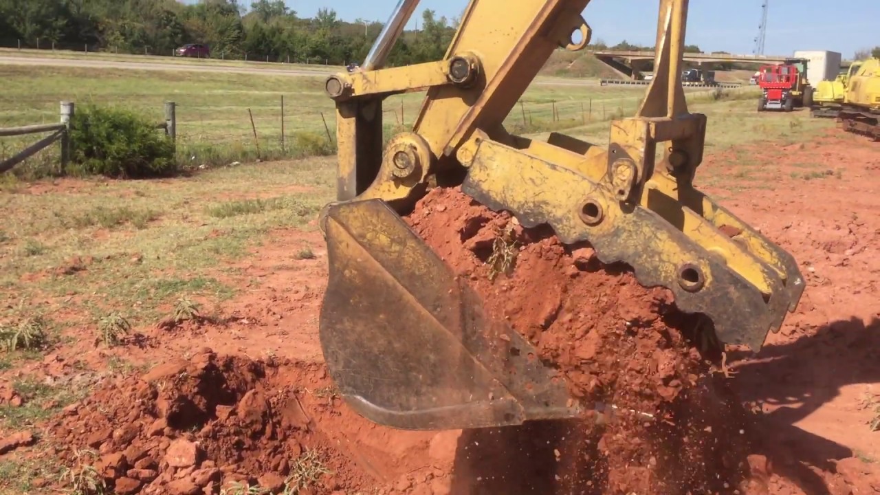 Excavator Digging, With Manual Thumb - YouTube