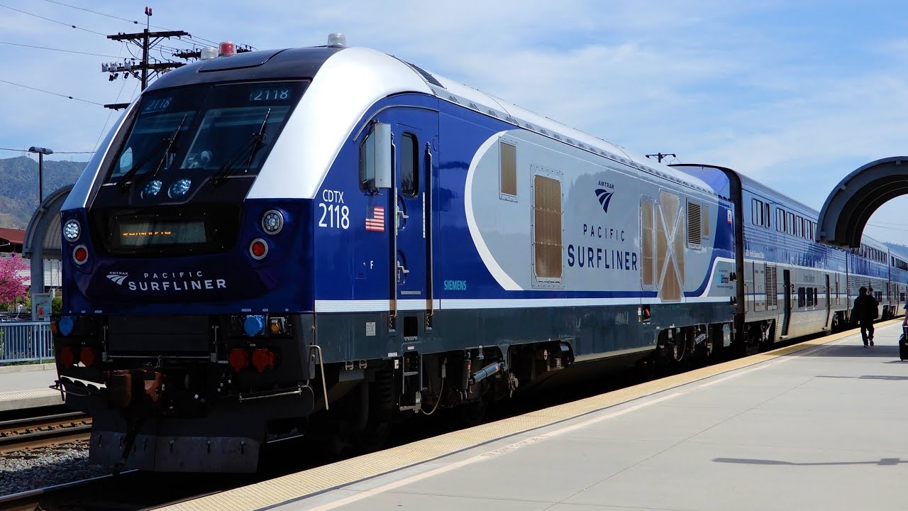 CDTX 2116 & CDTX 2118 Amtrak Pacific Surfliner Arrival & Departure ...