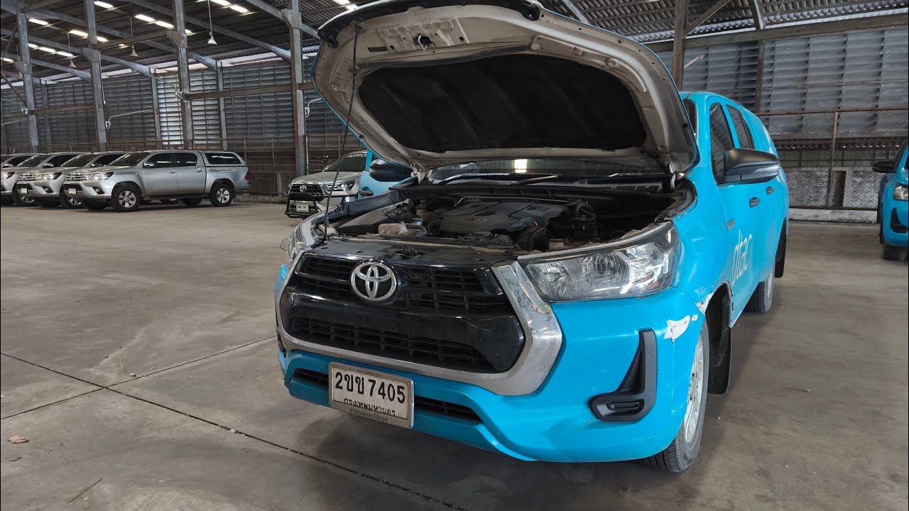 Toyota Hilux Revo 4 ประตูเกียร์ธรรมดา ปี 2021 ไมล์ 95,426 ราคา 345,000 ...