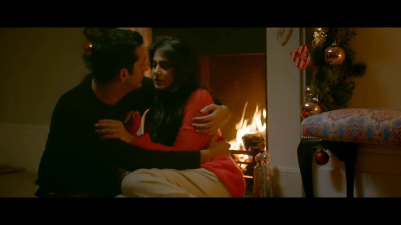 Jennifer winget kiss in phir s - YouTube