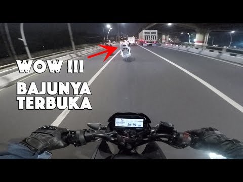 BAJUNYA TERBUKA MBAK !!!