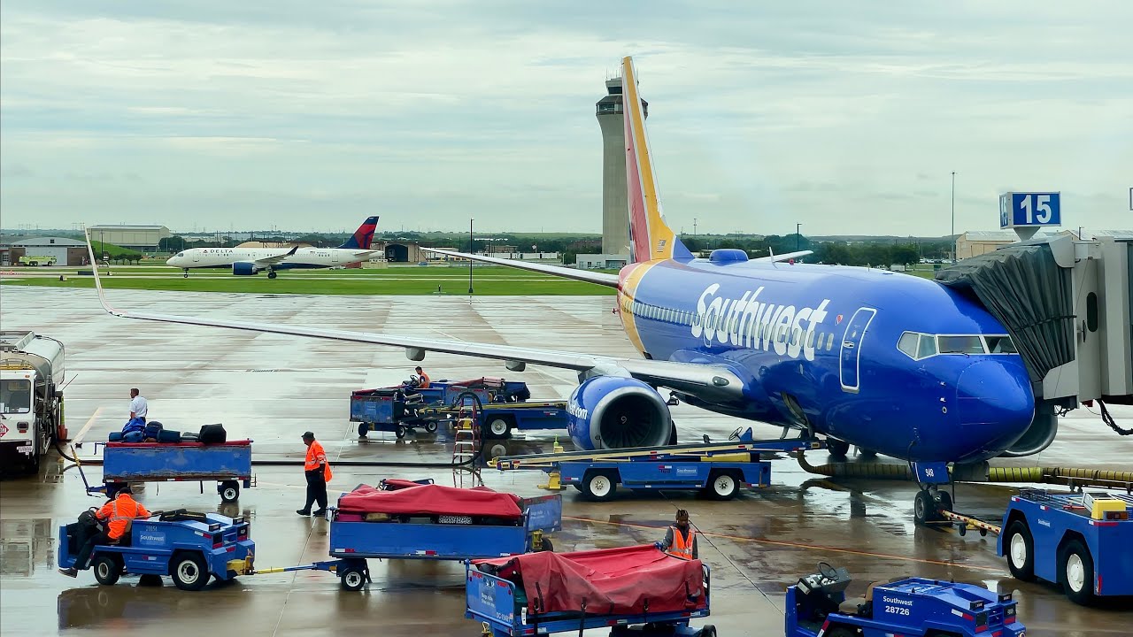 Austin (AUS) Time-Lapse – Southwest Airlines – Boeing 737-700 & More ...