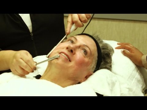 Microcurrent facial giving faces a workout - YouTube