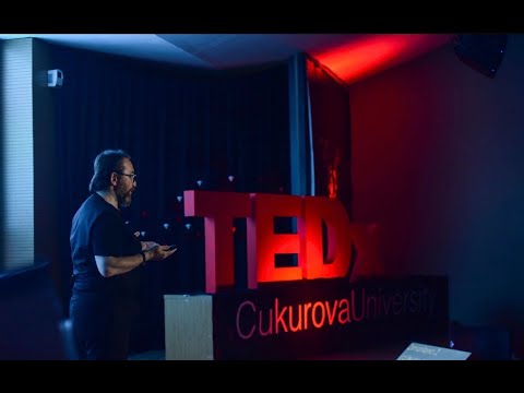Dijital Çağda Aklımızla Öğrenip Kalbimizle Anlamak | Kadir Ceran | TEDxCukurova University