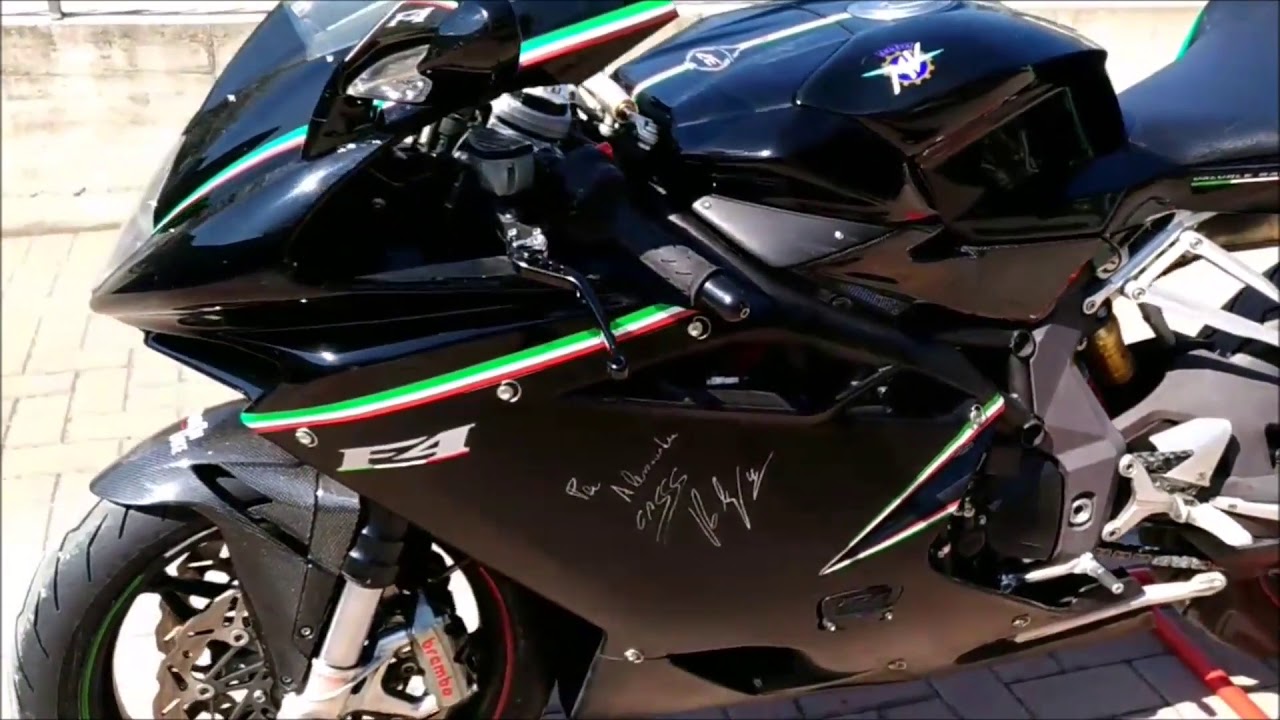 MV Agusta F4 Tailor Made "Tricolore and Matte Black" revs its elegantly ...