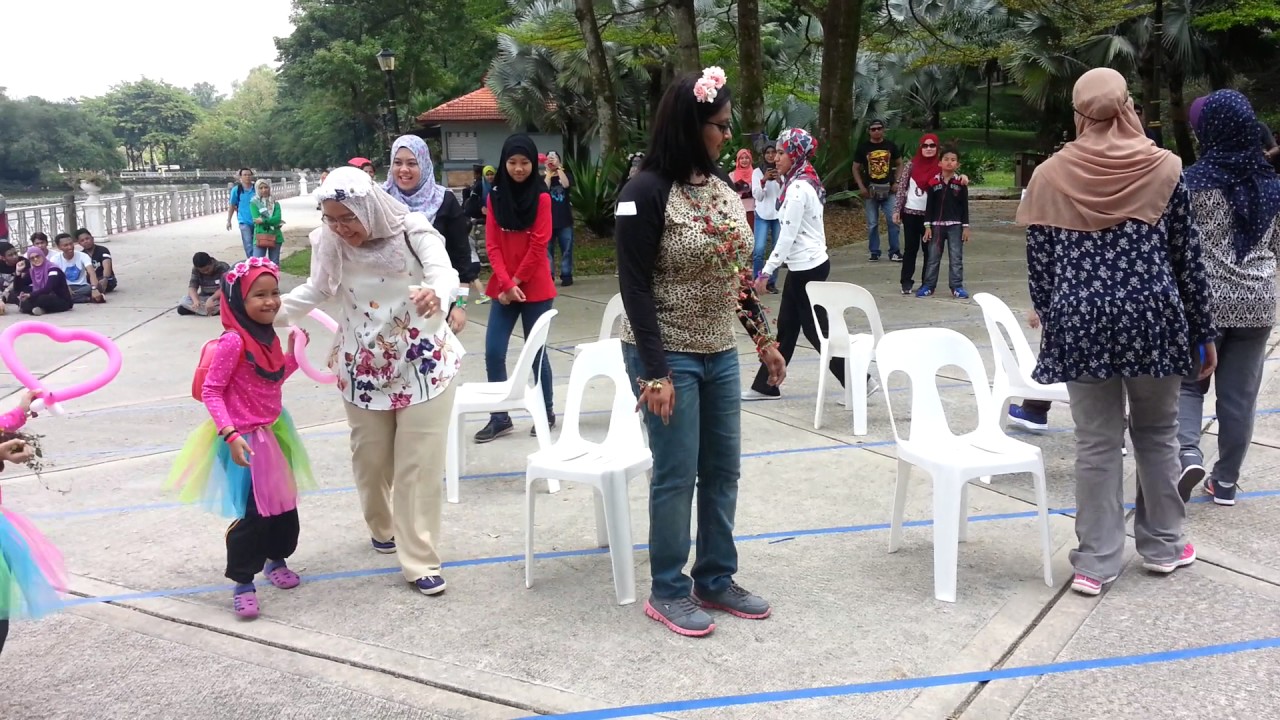 Musical Chair Competition @ #MIAstaff #familyday #2017. Female category ...