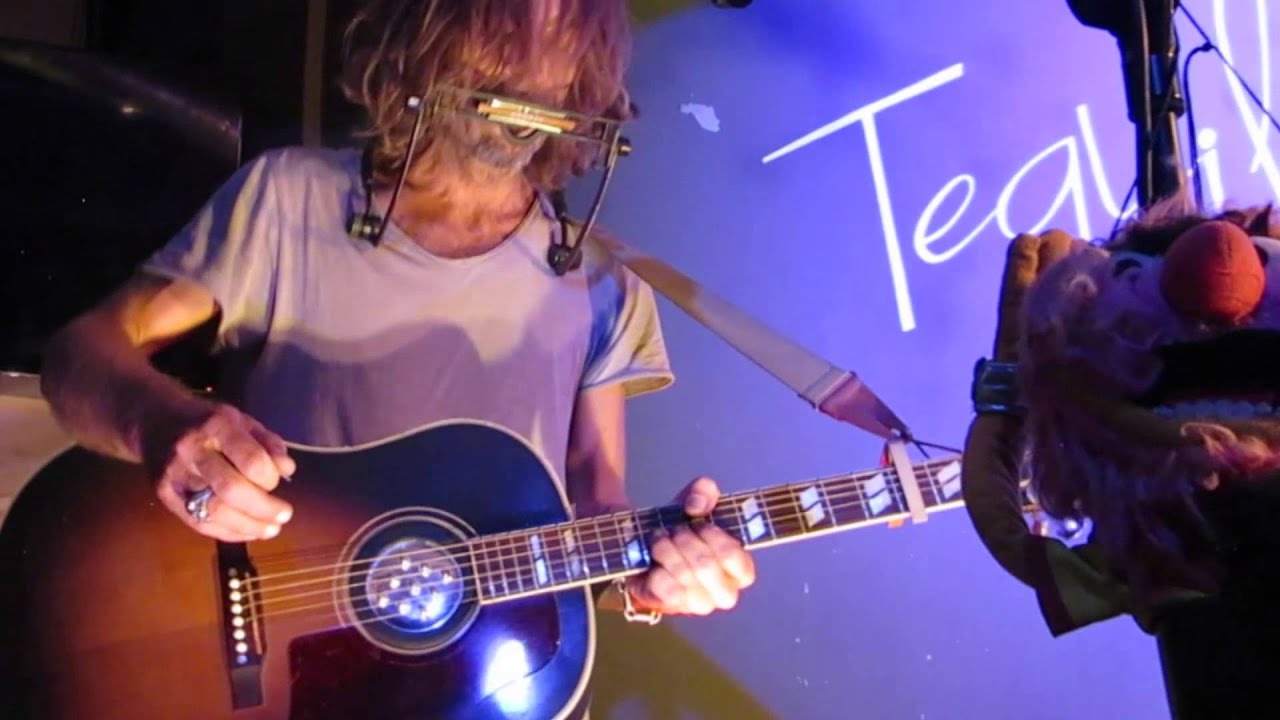 Prove it all night (Bruce Springsteen) - YouTube