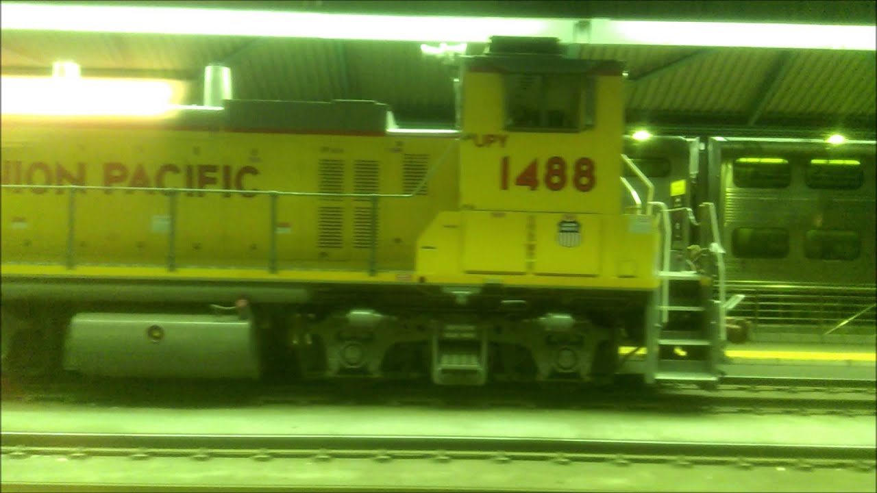 Union Pacific Switcher Locomotive [10-13-2015] - YouTube
