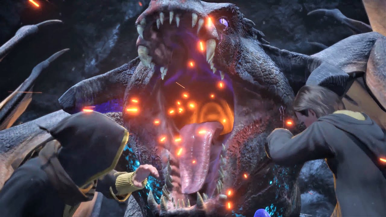 [4K] Dragon eats person & mawshots (HL) - YouTube