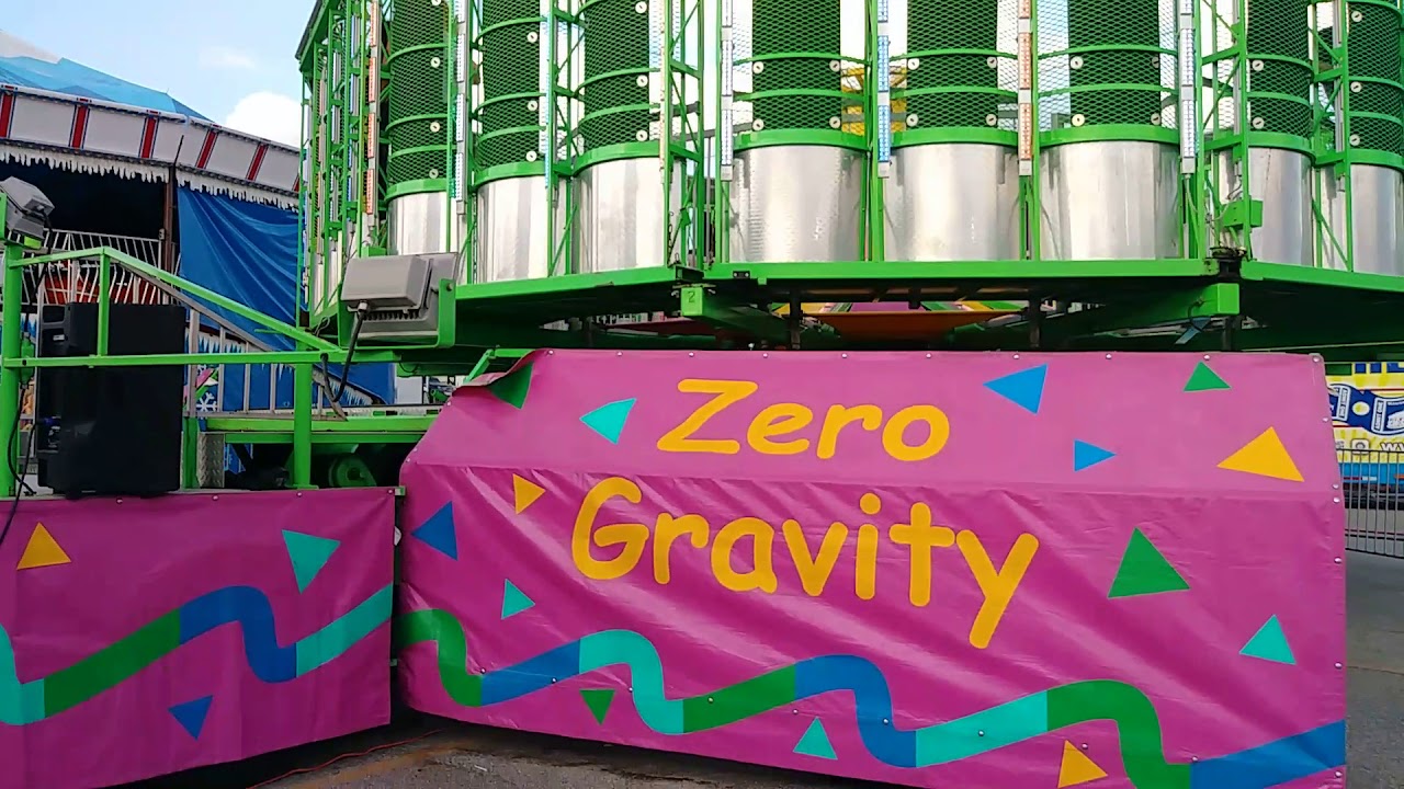 Zero gravity ride at fair - YouTube