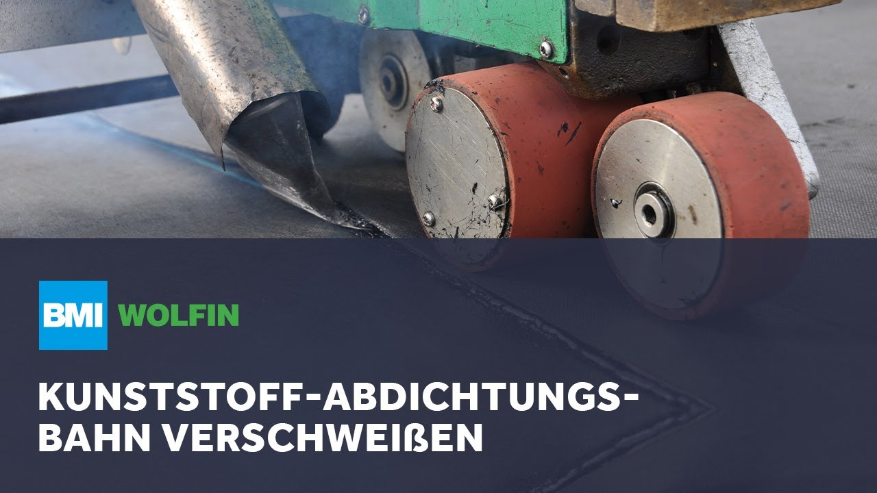 Flachdachsanierung: Kunststoff-Abdichtungsbahn verschweißen | BMI ...