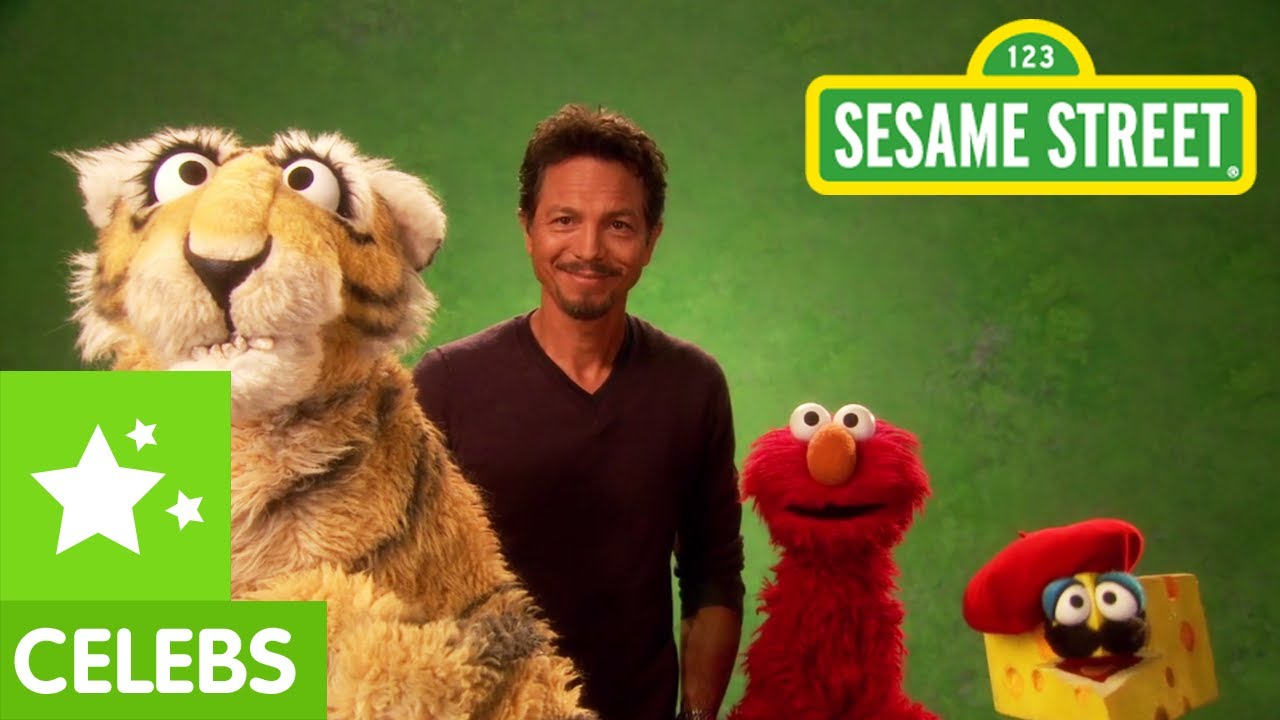 Sesame Street: Benjamin Bratt and Elmo translate for a Tiger - YouTube