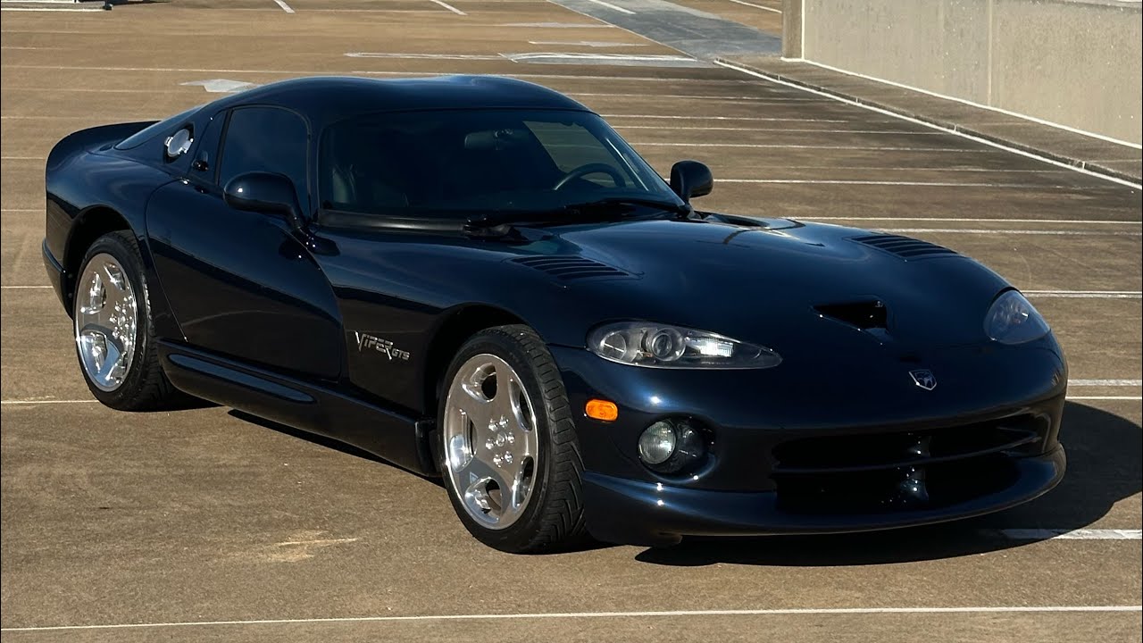 2001 Viper GTS full walk around / driving videos ! - YouTube