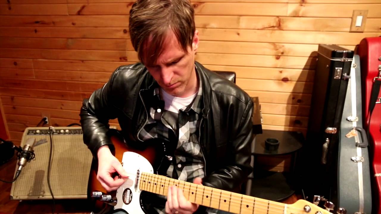 Jacob Moon lays down some Robben Ford on a Tele! - YouTube