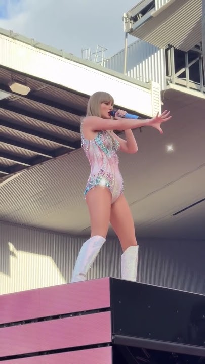 Taylor Swift Shines Performing "Cruel Summer" Eras Tour #TaylorSwift #CruelSummer #ErasTour # ...