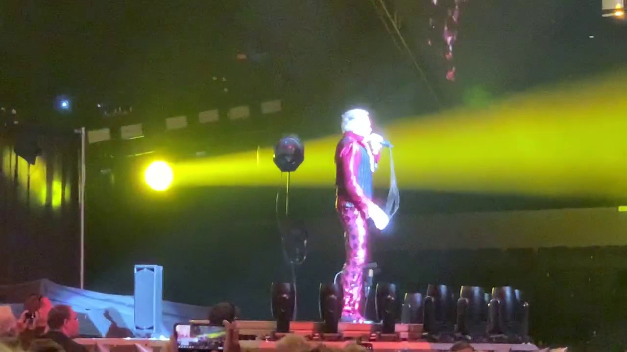 Unchained - David Lee Roth Final Tour Charlottesville 02 07 2020 - YouTube