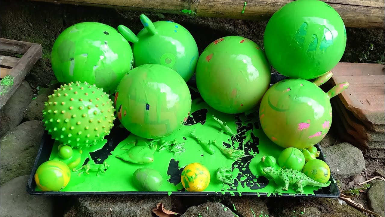 Mencuci mainan penuh lumpur. harimau,ikan hiu,penyu,bebek,jerapah,gajah ...