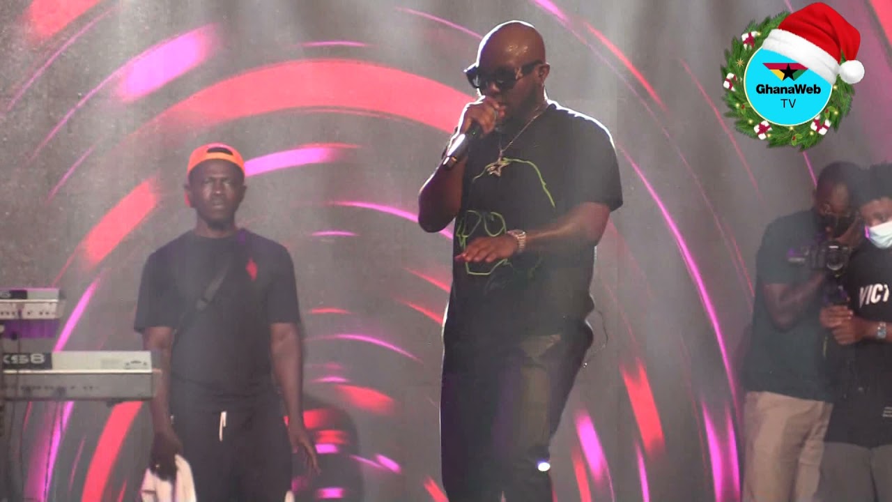 King Promise performs at annual 'Promiseland' concert - YouTube