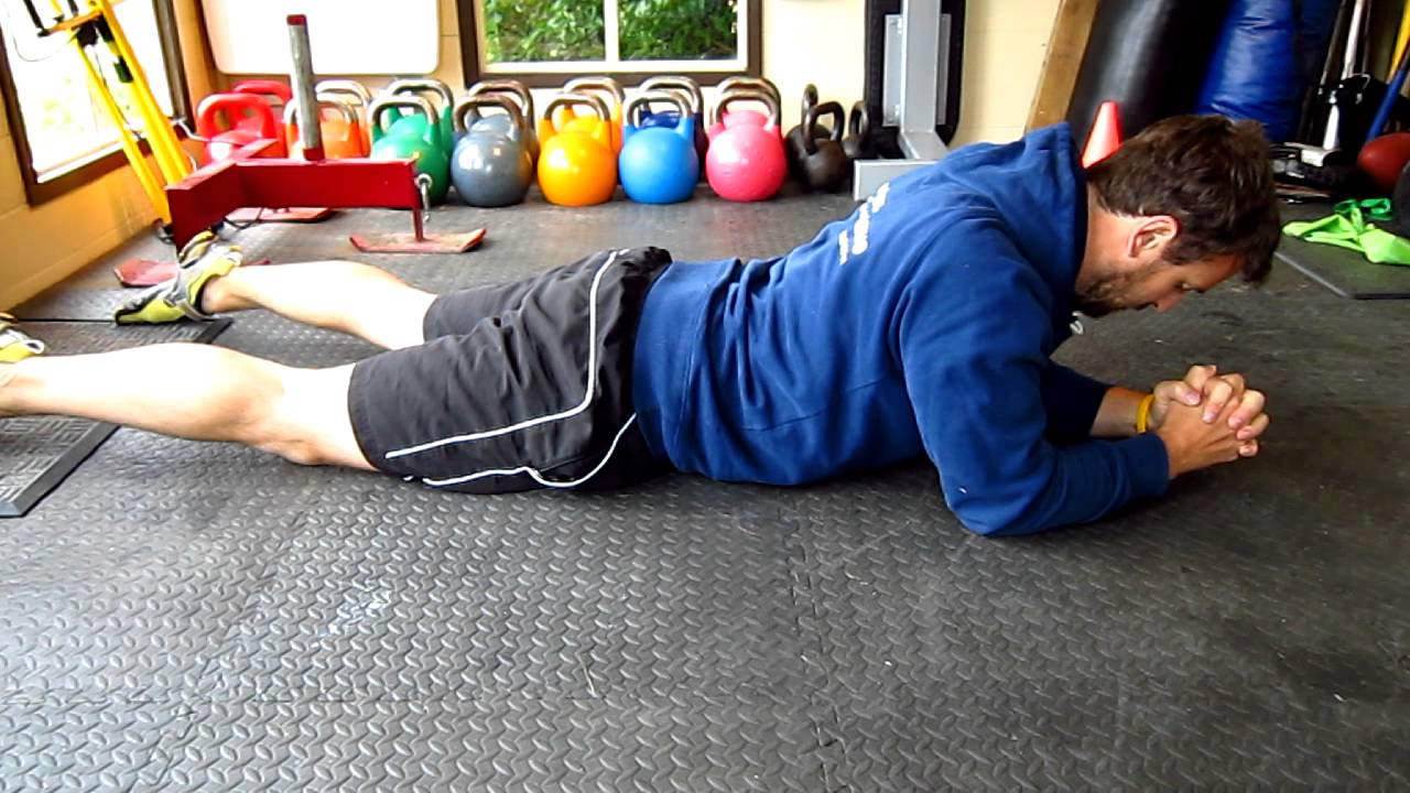 Ian Willows Prone scap press up Low & mid trap Pre activation - YouTube