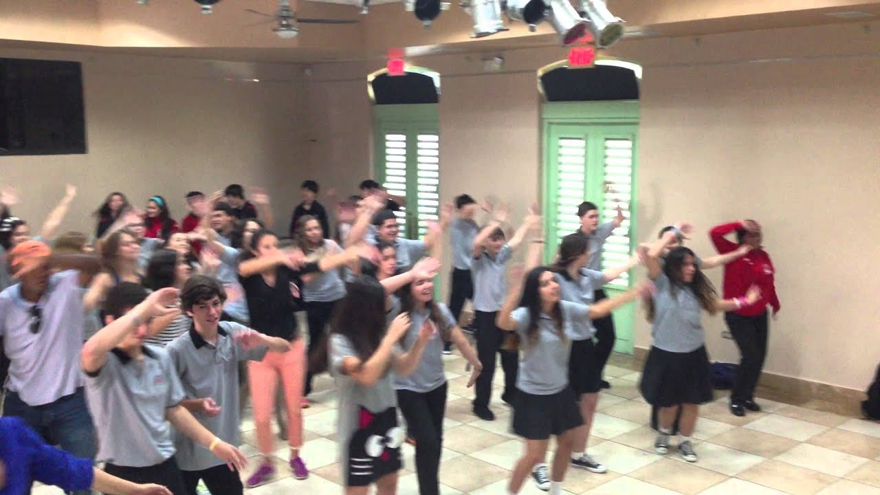 Felix Tito Trinidad, CPS Parent, visits Commonwealth-Parkville School ...