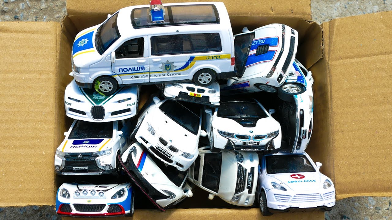 Diecast Model Luxury WHITE Cars Of A Full Box / BUS POLICE, CAMARO ...