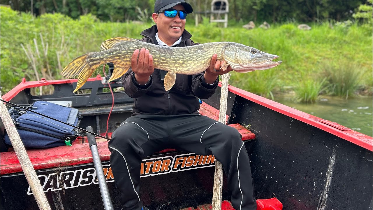 Paris Predator Fishing. Paris France Fishing - YouTube