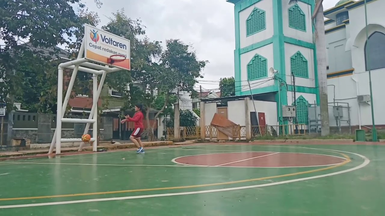 Gerakan Lay Up Shoot - YouTube