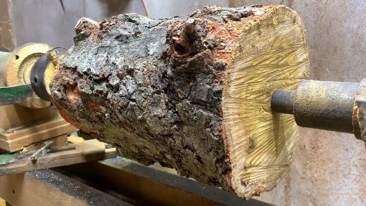 Great Idea - Turn An ordinary Log Into A work Of Art - YouTube