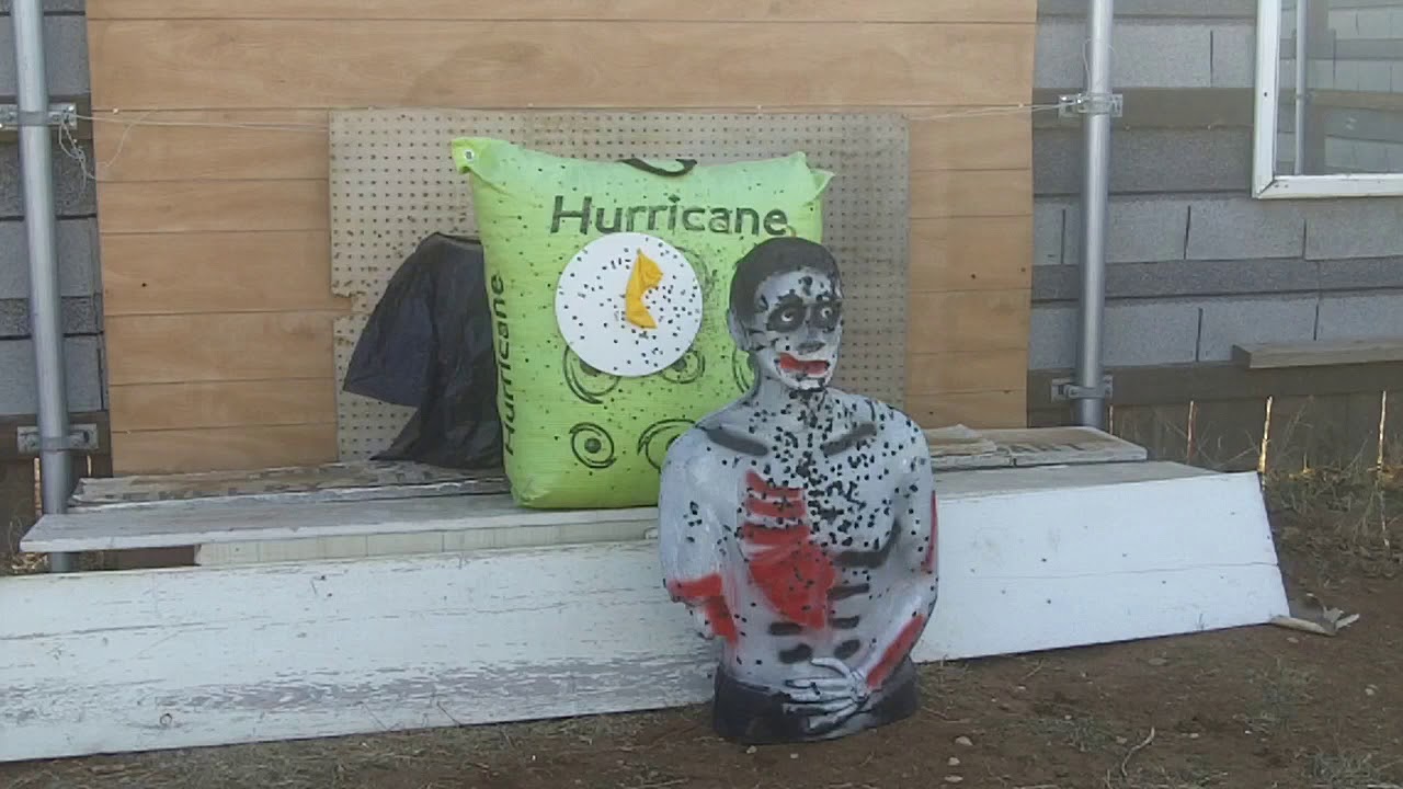 465-Spyder Recurve Bow Vs. Zombie Target - YouTube