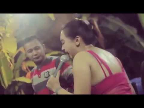 Biduan Cantik!! Celana Hampir Melorot