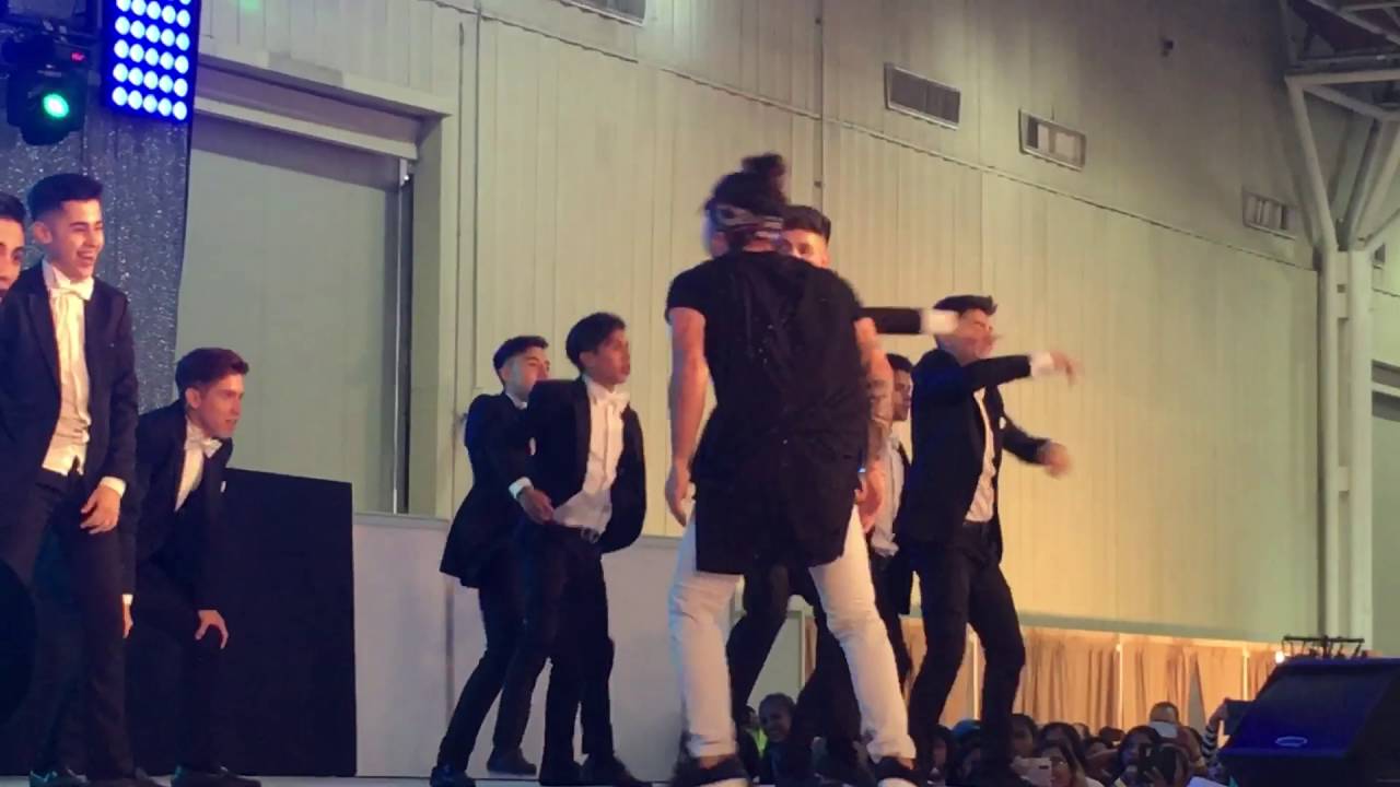 Brandon Meza y Ballet Inoxia En Cintermex - YouTube