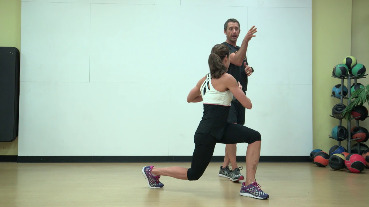 Walking Lunge And Twist - YouTube