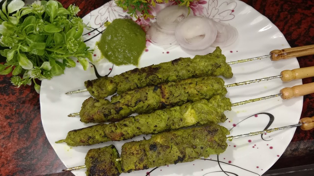 Hariyali chicken Tikka kabab| masaledar green kabab recipe Cook with ...