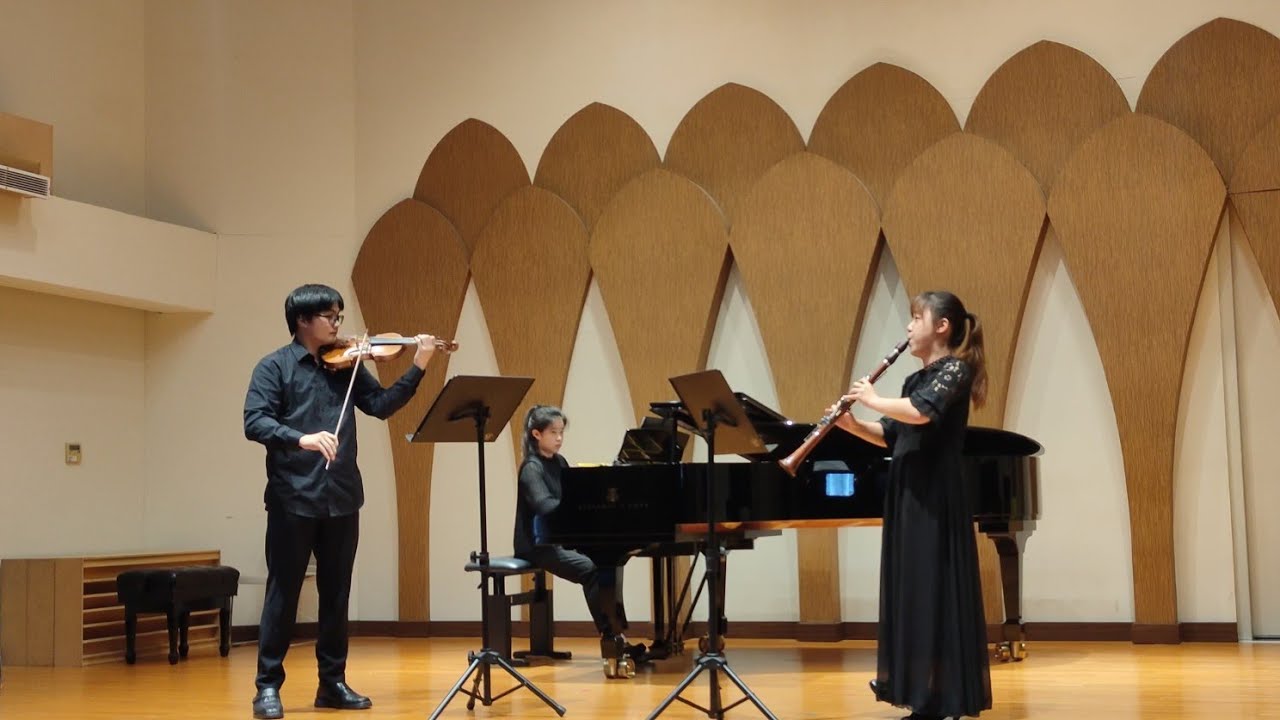 Milhaud: Suite op.157b for Violin, Clarinet and Piano IV. Introduction ...