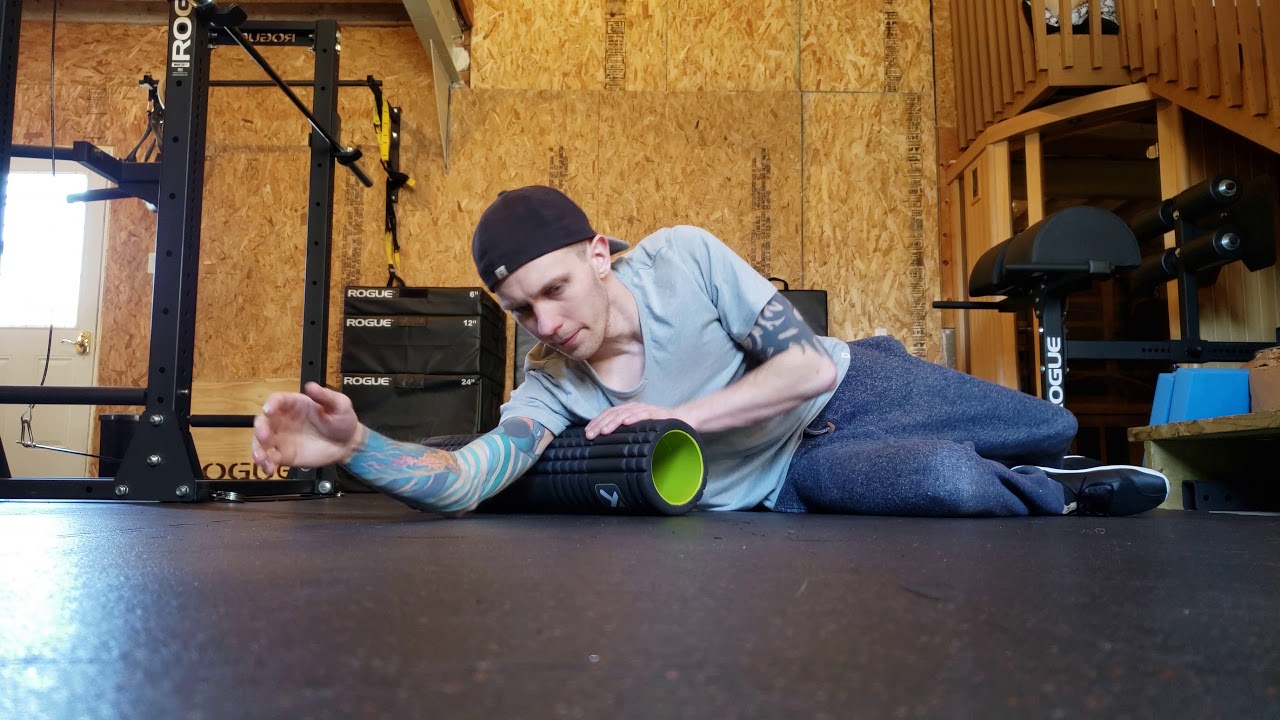 SMR triceps on roller - YouTube
